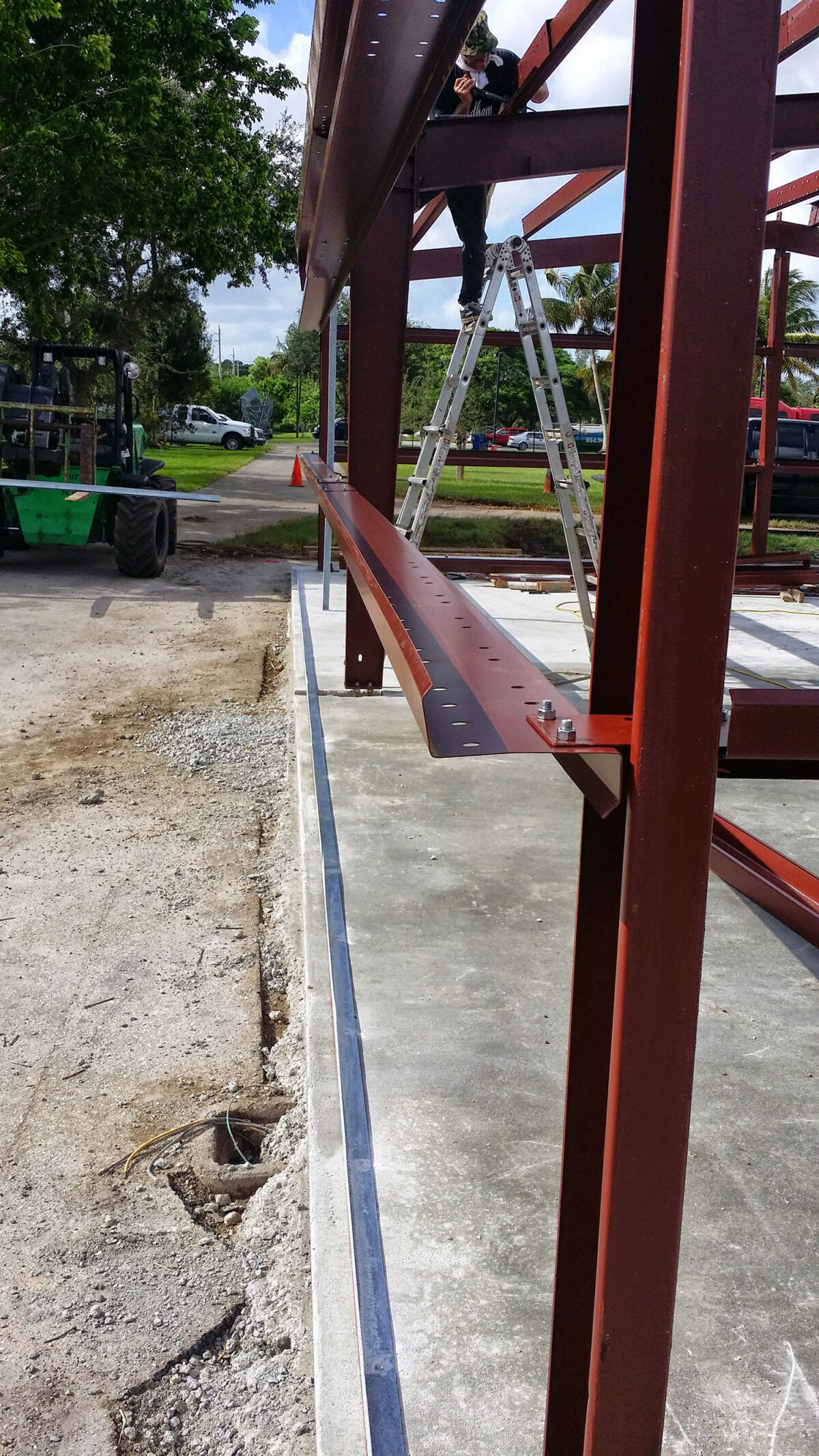 Coral Sprint Metal Building – American Structural Corporate